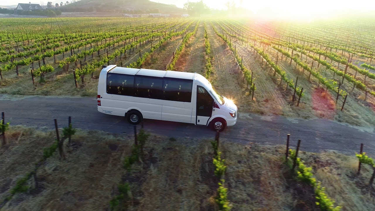 Classic Wine Tour Package - Niagara Fun Tours